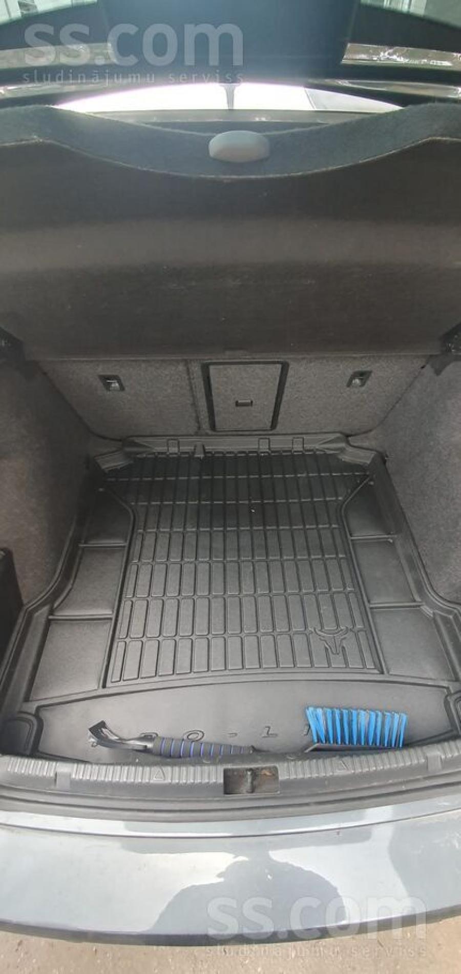 Pelēks SEAT Toledo 2017 Rīga, ar dzinēja tilpumu 1.20 L un nobraukumu 226 tūkst. km par 5600 €, foto 4 vietnē AUTOMOTO.COM.LV
