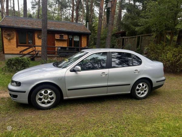 Pelēks SEAT Toledo 2000 Viļņa, ar dzinēja tilpumu 1.78 L un nobraukumu 228 tūkst. km par 440 €, foto 5 vietnē AUTOMOTO.COM.LV