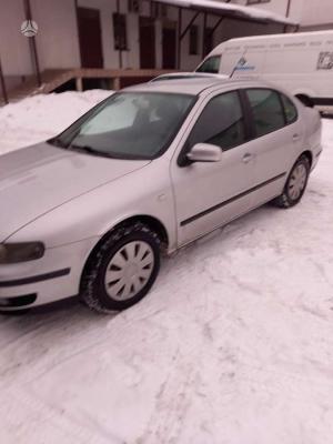 Pelēks SEAT Toledo 2000 Kauņa, ar dzinēja tilpumu 1.60 L un nobraukumu 136 tūkst. km par 1400 €, foto 2 vietnē AUTOMOTO.COM.LV