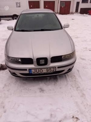 Pelēks SEAT Toledo 2000 Kauņa, ar dzinēja tilpumu 1.60 L un nobraukumu 136 tūkst. km par 1400 €, foto 4 vietnē AUTOMOTO.COM.LV