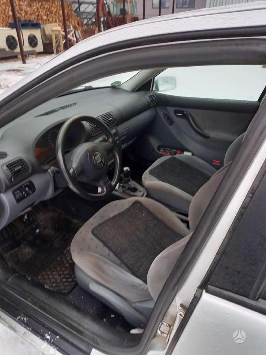 Pelēks SEAT Toledo 2000 Kauņa, ar dzinēja tilpumu 1.60 L un nobraukumu 136 tūkst. km par 1400 €, foto 6 vietnē AUTOMOTO.COM.LV