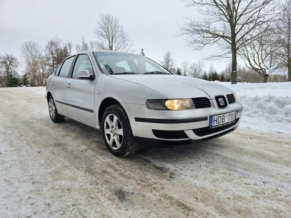 Pelēks SEAT Toledo 2001 Radviliškis, ar dzinēja tilpumu 1.60 L un nobraukumu 254 tūkst. km par 995 €, foto 5 vietnē AUTOMOTO.COM.LV
