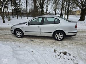 Grey SEAT Toledo 2001 in Radviliskis, with an engine capacity of 1.60 L and mileage of 254 thousand km for 995 €, photo 12 on AUTOMOTO.COM.LV