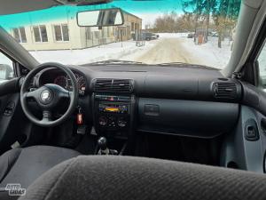 Grey SEAT Toledo 2001 in Radviliskis, with an engine capacity of 1.60 L and mileage of 254 thousand km for 995 €, photo 18 on AUTOMOTO.COM.LV