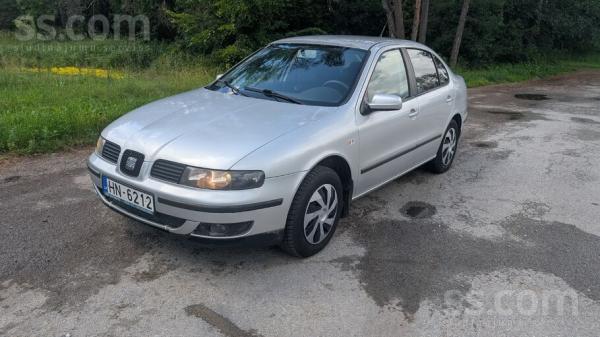 Grey SEAT Toledo 2001 in Jekabpils, with an engine capacity of 1.60 L and mileage of 305 thousand km for 1400 €, photo 1 on AUTOMOTO.COM.LV