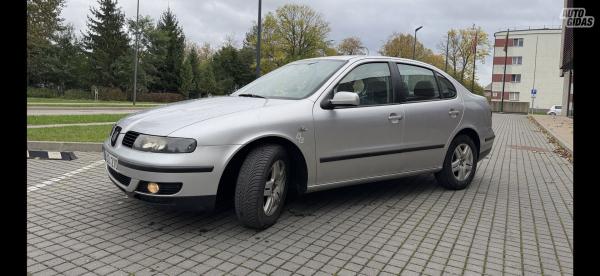 Pelēks SEAT Toledo 2001 Ukmergė, ar dzinēja tilpumu 1.90 L un nobraukumu 328 tūkst. km par 1450 €, foto 3 vietnē AUTOMOTO.COM.LV