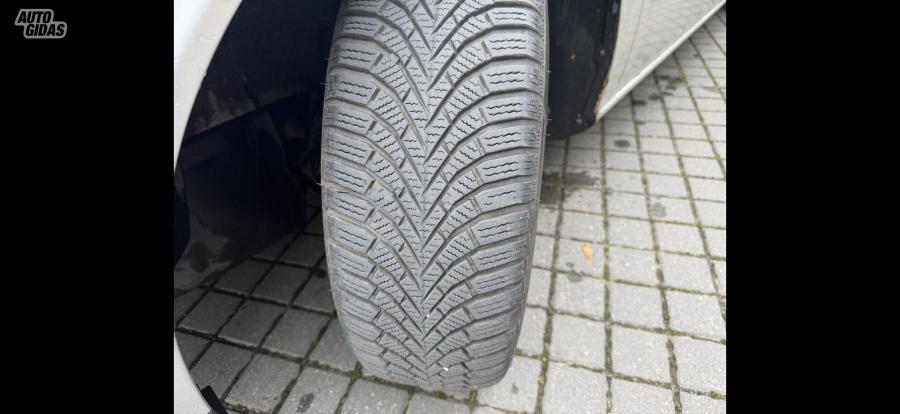 Pelēks SEAT Toledo 2001 Ukmergė, ar dzinēja tilpumu 1.90 L un nobraukumu 328 tūkst. km par 1450 €, foto 8 vietnē AUTOMOTO.COM.LV