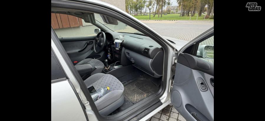 Pelēks SEAT Toledo 2001 Ukmergė, ar dzinēja tilpumu 1.90 L un nobraukumu 328 tūkst. km par 1450 €, foto 11 vietnē AUTOMOTO.COM.LV