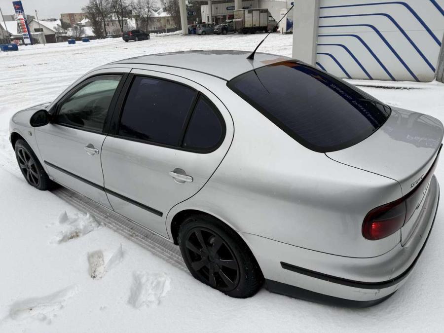 Pelēks SEAT Toledo 2003 Varėna, ar dzinēja tilpumu 1.90 L un nobraukumu 369 tūkst. km par 450 €, foto 6 vietnē AUTOMOTO.COM.LV