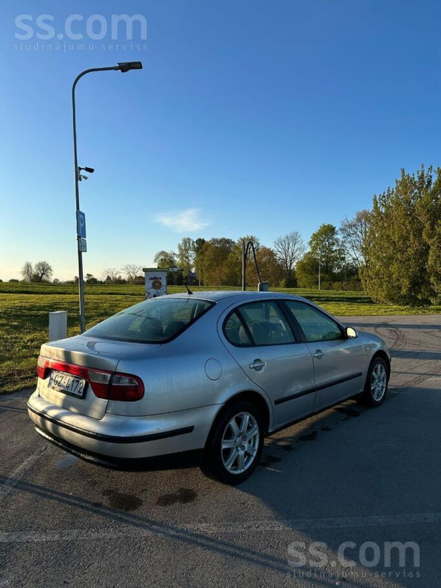 Pelēks SEAT Toledo 2004 Bauska, ar dzinēja tilpumu 1.90 L un nobraukumu 316 tūkst. km par 850 €, foto 4 vietnē AUTOMOTO.COM.LV