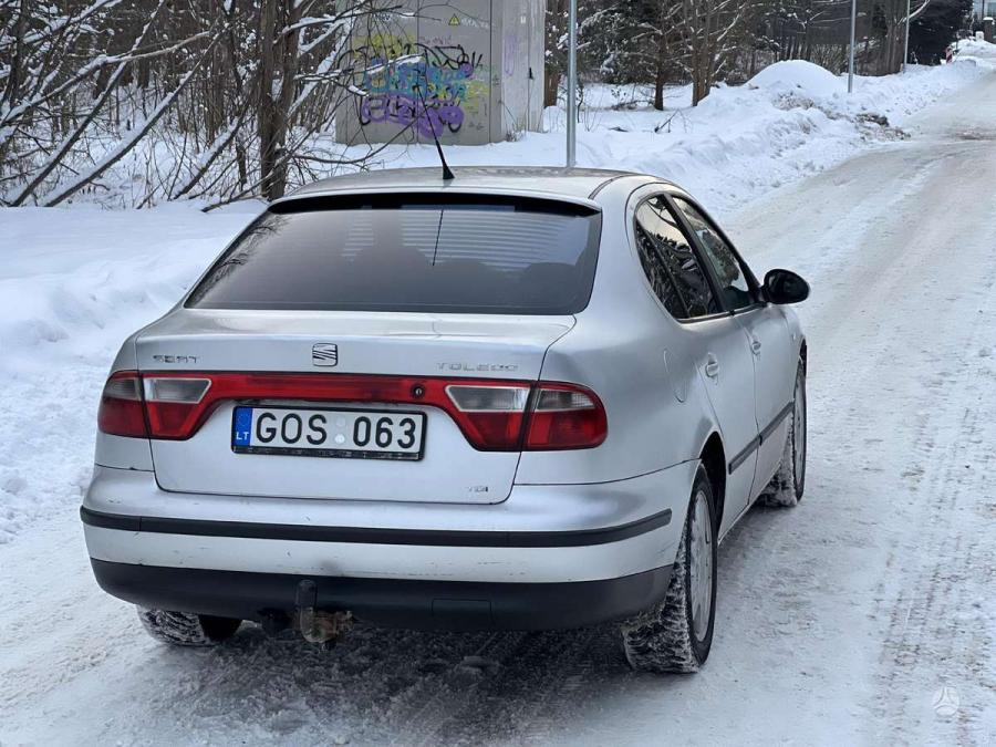 Pelēks SEAT Toledo 2004 Klaipėda, ar dzinēja tilpumu 1.90 L un nobraukumu 366 tūkst. km par 1250 €, foto 4 vietnē AUTOMOTO.COM.LV