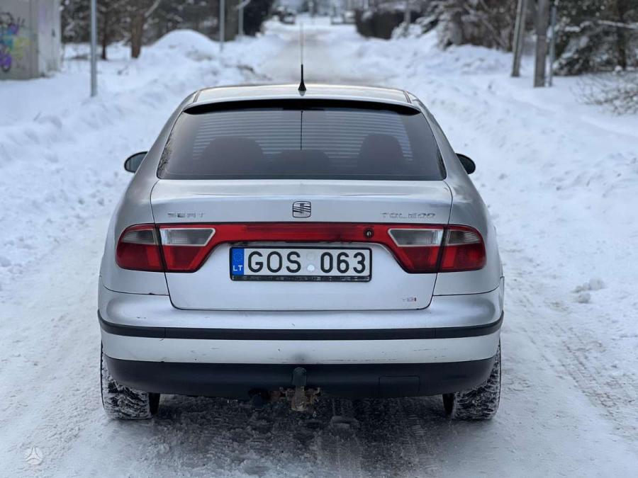 Pelēks SEAT Toledo 2004 Klaipėda, ar dzinēja tilpumu 1.90 L un nobraukumu 366 tūkst. km par 1250 €, foto 6 vietnē AUTOMOTO.COM.LV