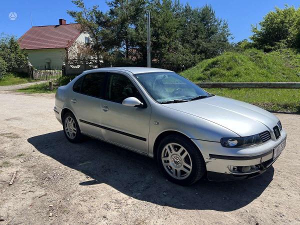 Pelēks SEAT Toledo 2004 Marijampole, ar dzinēja tilpumu 1.90 L un nobraukumu 380 tūkst. km par 800 €, foto 4 vietnē AUTOMOTO.COM.LV