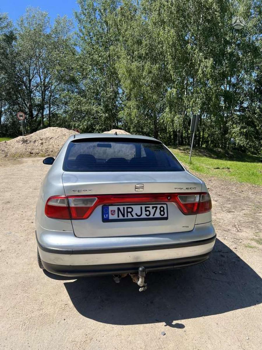 Pelēks SEAT Toledo 2004 Marijampole, ar dzinēja tilpumu 1.90 L un nobraukumu 380 tūkst. km par 800 €, foto 9 vietnē AUTOMOTO.COM.LV