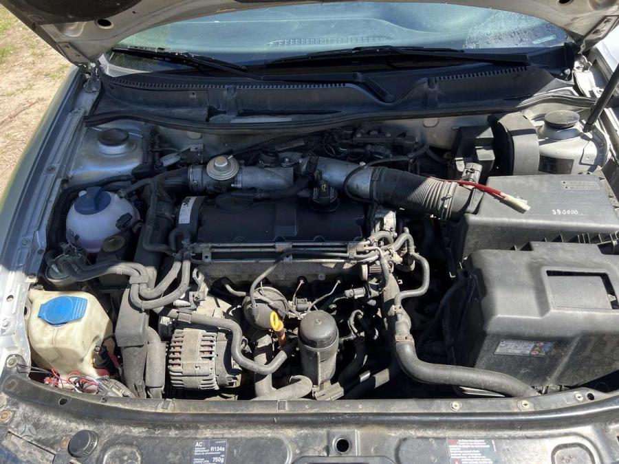 Pelēks SEAT Toledo 2004 Marijampole, ar dzinēja tilpumu 1.90 L un nobraukumu 380 tūkst. km par 800 €, foto 22 vietnē AUTOMOTO.COM.LV