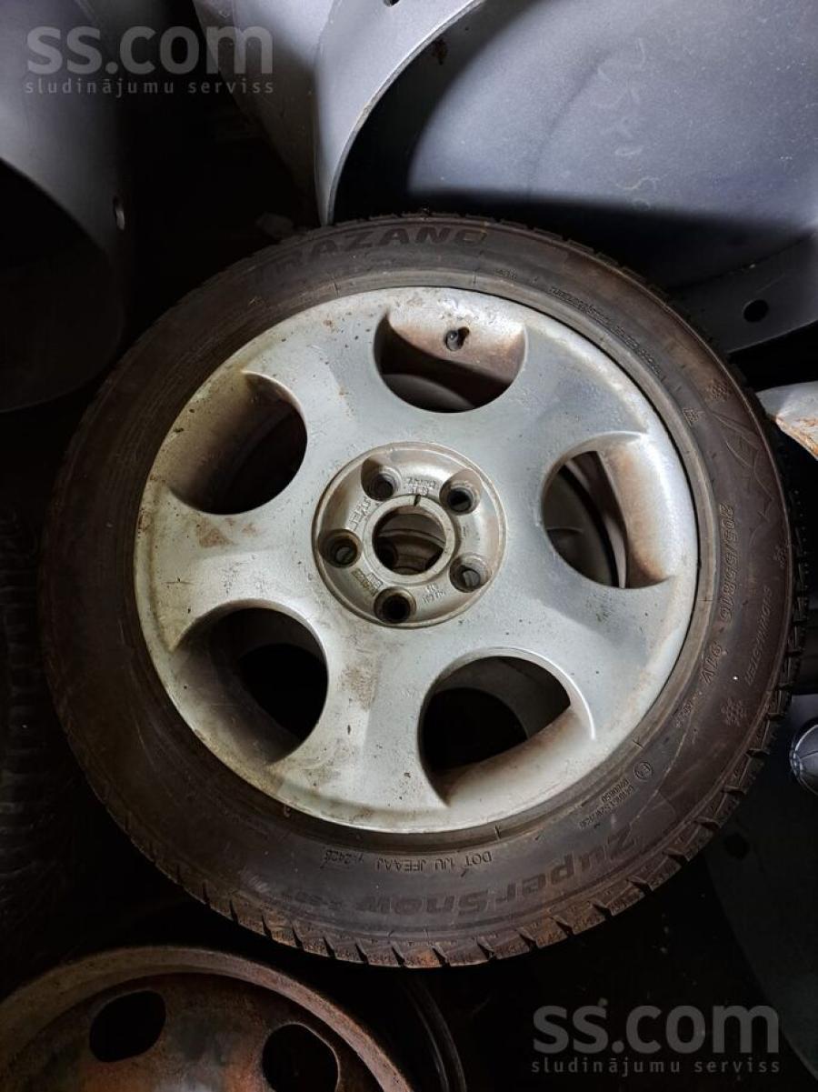 Pelēks SEAT Toledo 2005 Rīga, ar dzinēja tilpumu 1.90 L un nobraukumu 374 tūkst. km par 1250 €, foto 5 vietnē AUTOMOTO.COM.LV