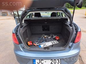 Pelēks SEAT Toledo 2005 Rīga, ar dzinēja tilpumu 1.90 L un nobraukumu 374 tūkst. km par 1250 €, foto 13 vietnē AUTOMOTO.COM.LV