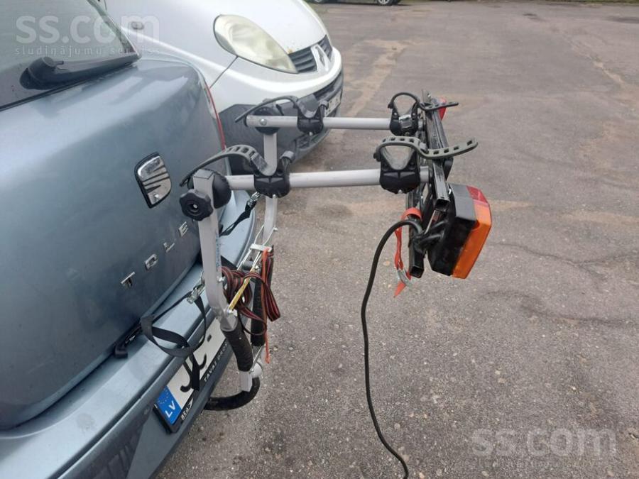 Pelēks SEAT Toledo 2005 Rīga, ar dzinēja tilpumu 1.90 L un nobraukumu 374 tūkst. km par 1250 €, foto 14 vietnē AUTOMOTO.COM.LV