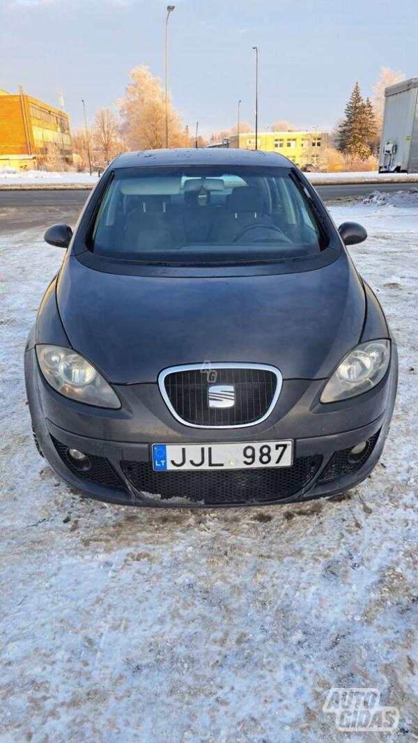 SEAT Toledo 2005 in Taurage, with an engine capacity of 2.00 L and mileage of 358 thousand km for 850 €, photo 1 on AUTOMOTO.COM.LV