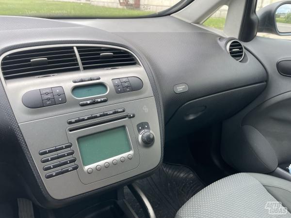 SEAT Toledo 2005 in Panevezys, with an engine capacity of 2.00 L and mileage of 321 thousand km for 1300 €, photo 7 on AUTOMOTO.COM.LV