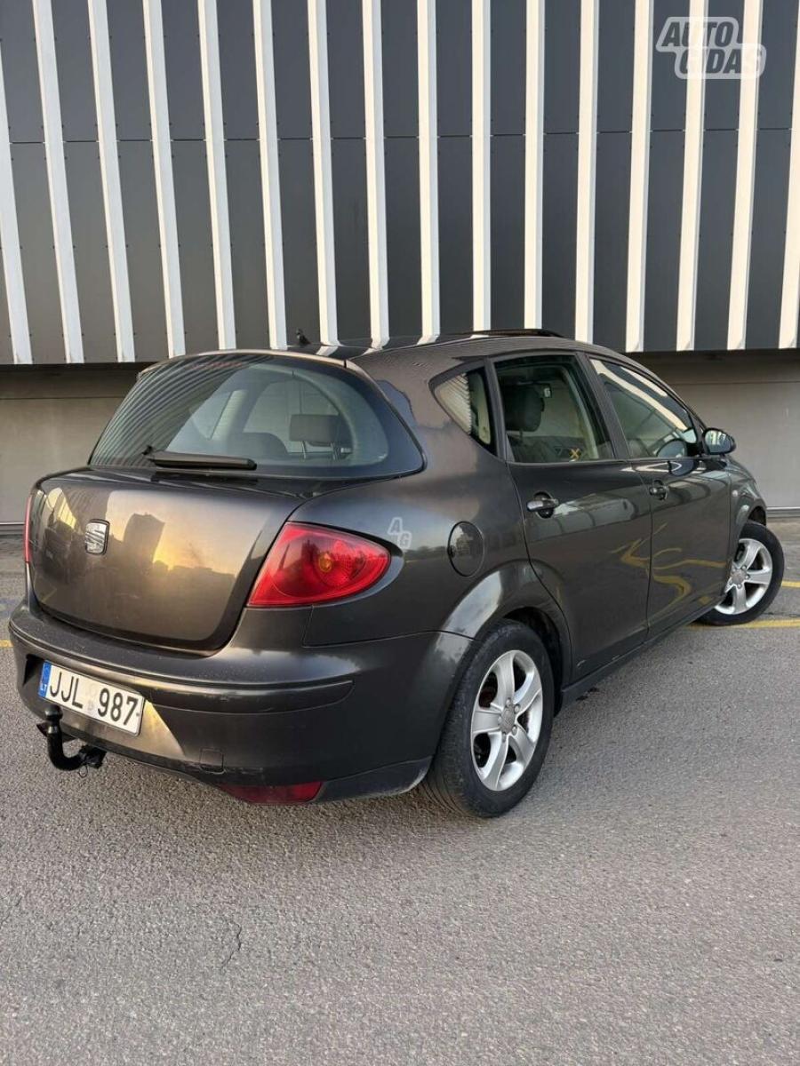 SEAT Toledo 2005 in Kelme, with an engine capacity of 2.00 L and mileage of 361 thousand km for 770 €, photo 4 on AUTOMOTO.COM.LV