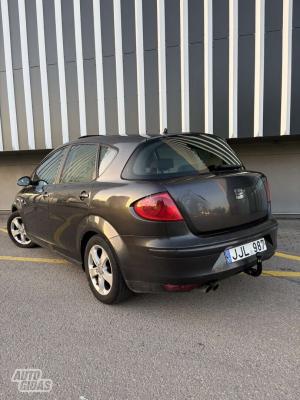 SEAT Toledo 2005 in Kelme, with an engine capacity of 2.00 L and mileage of 361 thousand km for 770 €, photo 5 on AUTOMOTO.COM.LV
