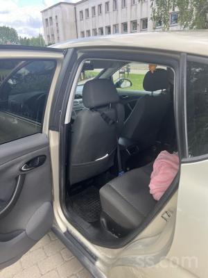 SEAT Toledo 2005 Bauska, ar dzinēja tilpumu 2.00 L un nobraukumu 396 tūkst. km par 1800 €, foto 14 vietnē AUTOMOTO.COM.LV