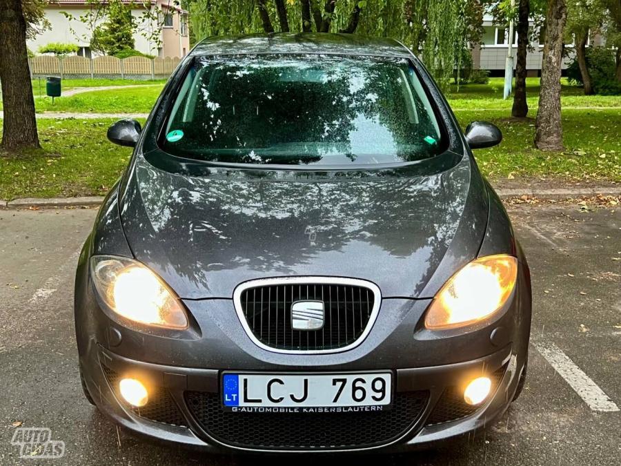 SEAT Toledo 2005 in Panevezys, with an engine capacity of 2.00 L and mileage of 227 thousand km for 1200 €, photo 7 on AUTOMOTO.COM.LV