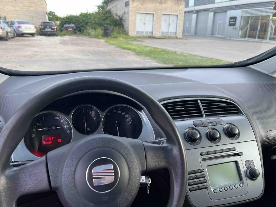 SEAT Toledo 2008 in Narva, with an engine capacity of 1.90 L and mileage of 204 thousand km for 1499 €, photo 21 on AUTOMOTO.COM.LV