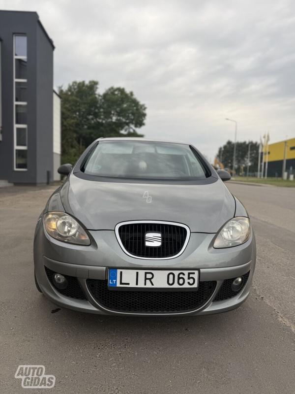 SEAT Toledo 2011 Jonava vietnÄ SEAT Toledo 2011 Jonava, ar dzinÄja tilpumu 1.60 L un nobraukumu 223 tÅ«kst. km par 1700 ā¬, foto 3 vietnÄ AUTOMOTO.COM.LV