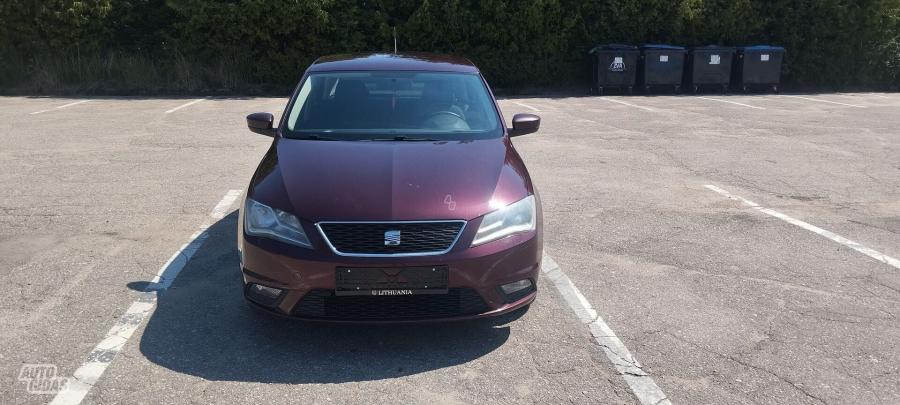 Red SEAT Toledo 2013 in Siauliai, with an engine capacity of 1.20 L and mileage of 266 thousand km for 4350 €, photo 5 on AUTOMOTO.COM.LV