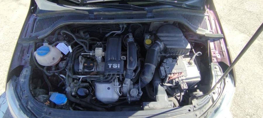 Red SEAT Toledo 2013 in Siauliai, with an engine capacity of 1.20 L and mileage of 266 thousand km for 4350 €, photo 10 on AUTOMOTO.COM.LV