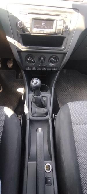 Red SEAT Toledo 2013 in Siauliai, with an engine capacity of 1.20 L and mileage of 266 thousand km for 4350 €, photo 14 on AUTOMOTO.COM.LV