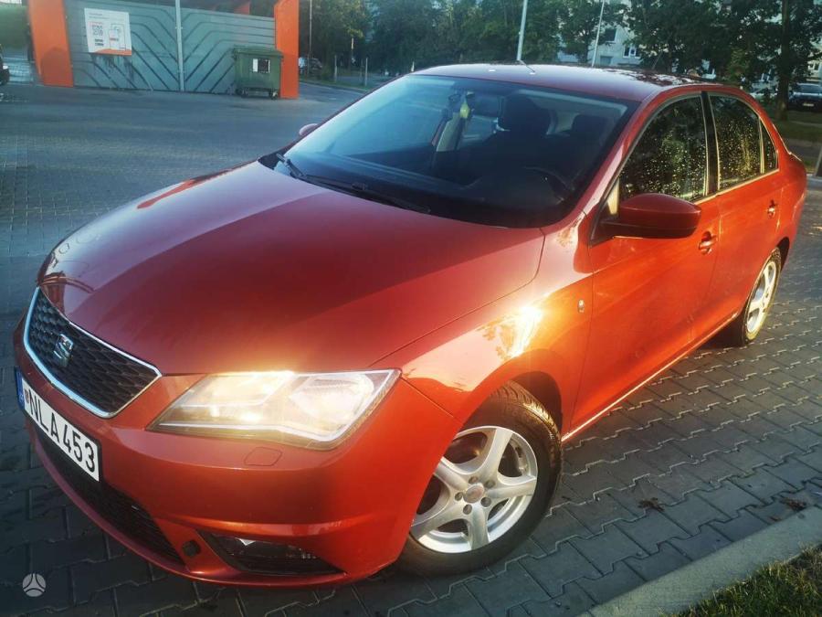 Red SEAT Toledo 2014 in Vilnius, with an engine capacity of 1.40 L and mileage of 161 thousand km for 5750 €, photo 1 on AUTOMOTO.COM.LV