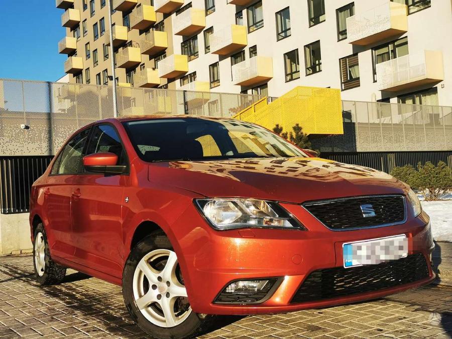 Red SEAT Toledo 2014 in Vilnius, with an engine capacity of 1.40 L and mileage of 161 thousand km for 5555 €, photo 3 on AUTOMOTO.COM.LV