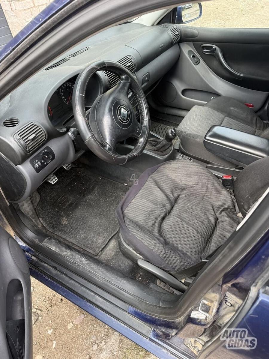 SEAT Toledo 2001 Klaipėda, ar dzinēja tilpumu 1.90 L un nobraukumu 430 tūkst. km par 850 €, foto 8 vietnē AUTOMOTO.COM.LV