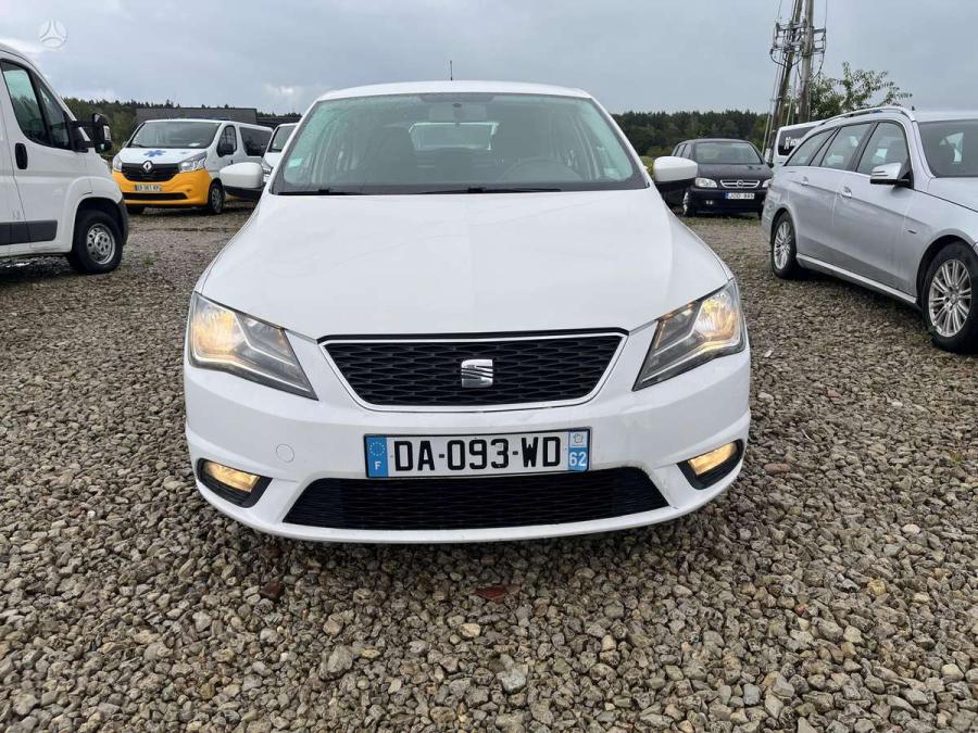 Balts SEAT Toledo 2013 Tauragė, ar dzinēja tilpumu 1.60 L un nobraukumu 271 tūkst. km par 3200 €, foto 3 vietnē AUTOMOTO.COM.LV