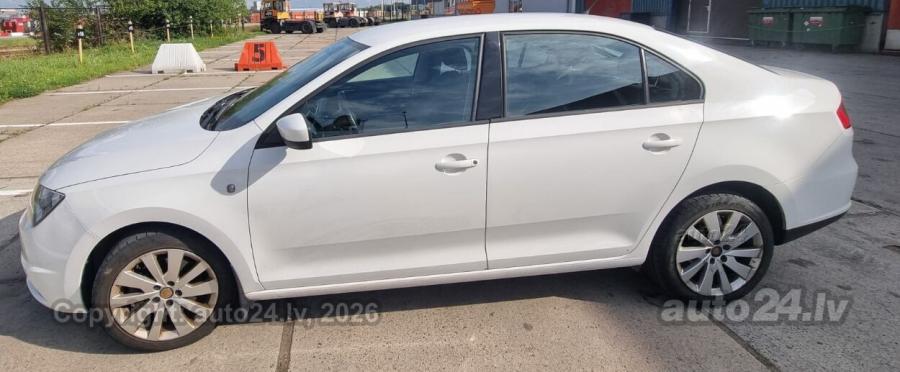 White SEAT Toledo 2015 in Tallinn, with an engine capacity of 1.20 L and mileage of 128 thousand km for 4900 €, photo 3 on AUTOMOTO.COM.LV