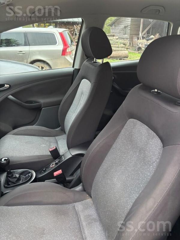 Dzeltens SEAT Toledo 2006 Limbaži, ar dzinēja tilpumu 1.90 L un nobraukumu 360 tūkst. km par 700 €, foto 3 vietnē AUTOMOTO.COM.LV