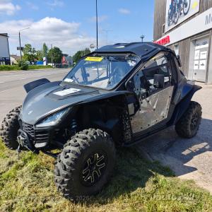 Melns Segway Villain 2025 Tartu, ar dzinēja tilpumu 1.00 L un nobraukumu 0 tūkst. km par 16500 €, foto 1 vietnē AUTOMOTO.COM.LV