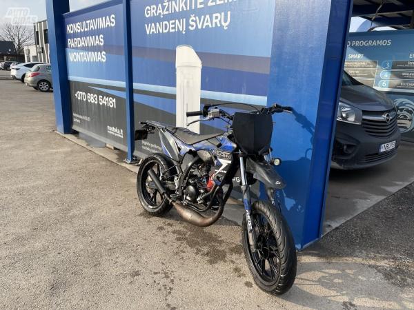 Blue Sherco 50 SM-RS 2018 in Kaunas, with an engine capacity of 0.05 L and mileage of 23 thousand km for 2050 €, photo 1 on AUTOMOTO.COM.LV