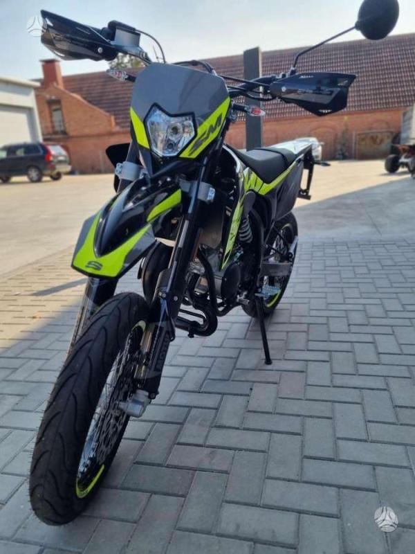 Sherco 50 SM-RS 2024 Marijampole, ar dzinēja tilpumu 49.00 L un nobraukumu 1 tūkst. km par 3950 €, foto 4 vietnē AUTOMOTO.COM.LV