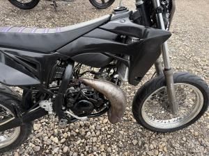 Sherco SM 2013 Kelmė, ar dzinēja tilpumu 0.05 L un nobraukumu 7 tūkst. km par 815 €, foto 14 vietnē AUTOMOTO.COM.LV