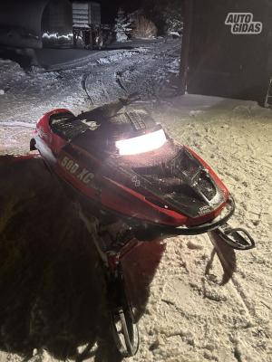 Ski Doo GSX 2004 Telšiai, ar dzinēja tilpumu 0.00 L un nobraukumu 0 tūkst. km par 1550 €, foto 5 vietnē AUTOMOTO.COM.LV