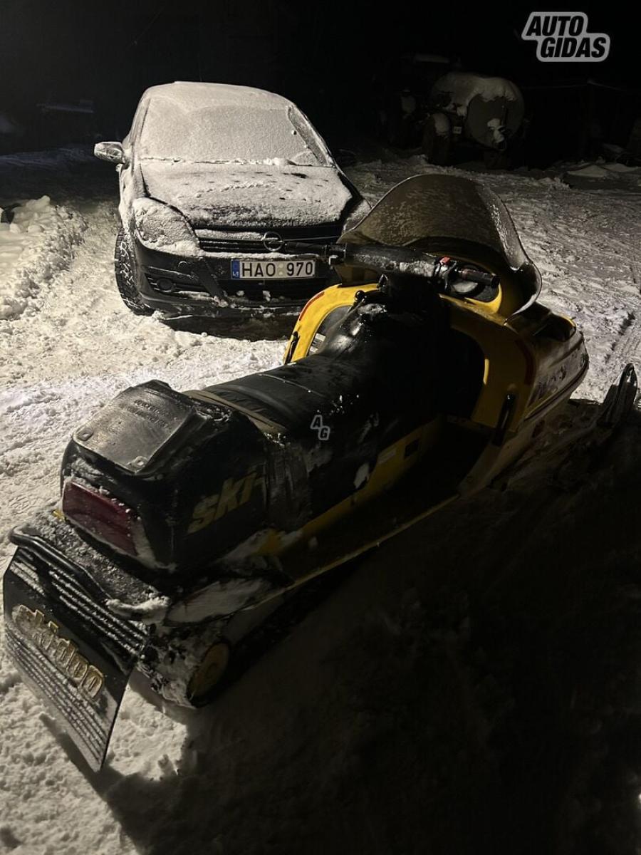 Ski Doo GSX 2004 Telšiai, ar dzinēja tilpumu 0.00 L un nobraukumu 0 tūkst. km par 1550 €, foto 8 vietnē AUTOMOTO.COM.LV