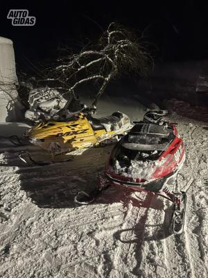Ski Doo GSX 2004 Telšiai, ar dzinēja tilpumu 0.00 L un nobraukumu 0 tūkst. km par 1550 €, foto 12 vietnē AUTOMOTO.COM.LV