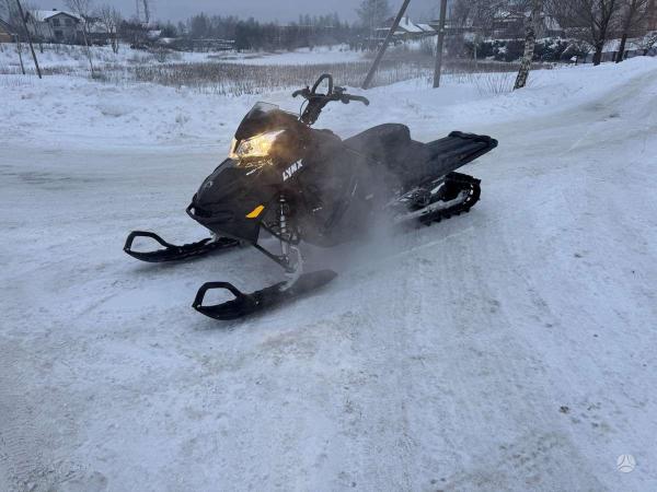 Черный Ski Doo Lynx 2020 в Тельшяй, объемом двигателя 0.60 л и пробегом 530 тыс. км за 8200 €, фото 2 на AUTOMOTO.COM.LV