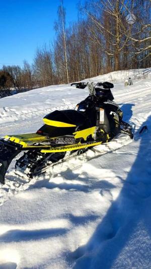 Zaļš Ski Doo MXZ 2015 Utena, ar dzinēja tilpumu 0.60 L un nobraukumu 3 tūkst. km par 4750 €, foto 13 vietnē AUTOMOTO.COM.LV
