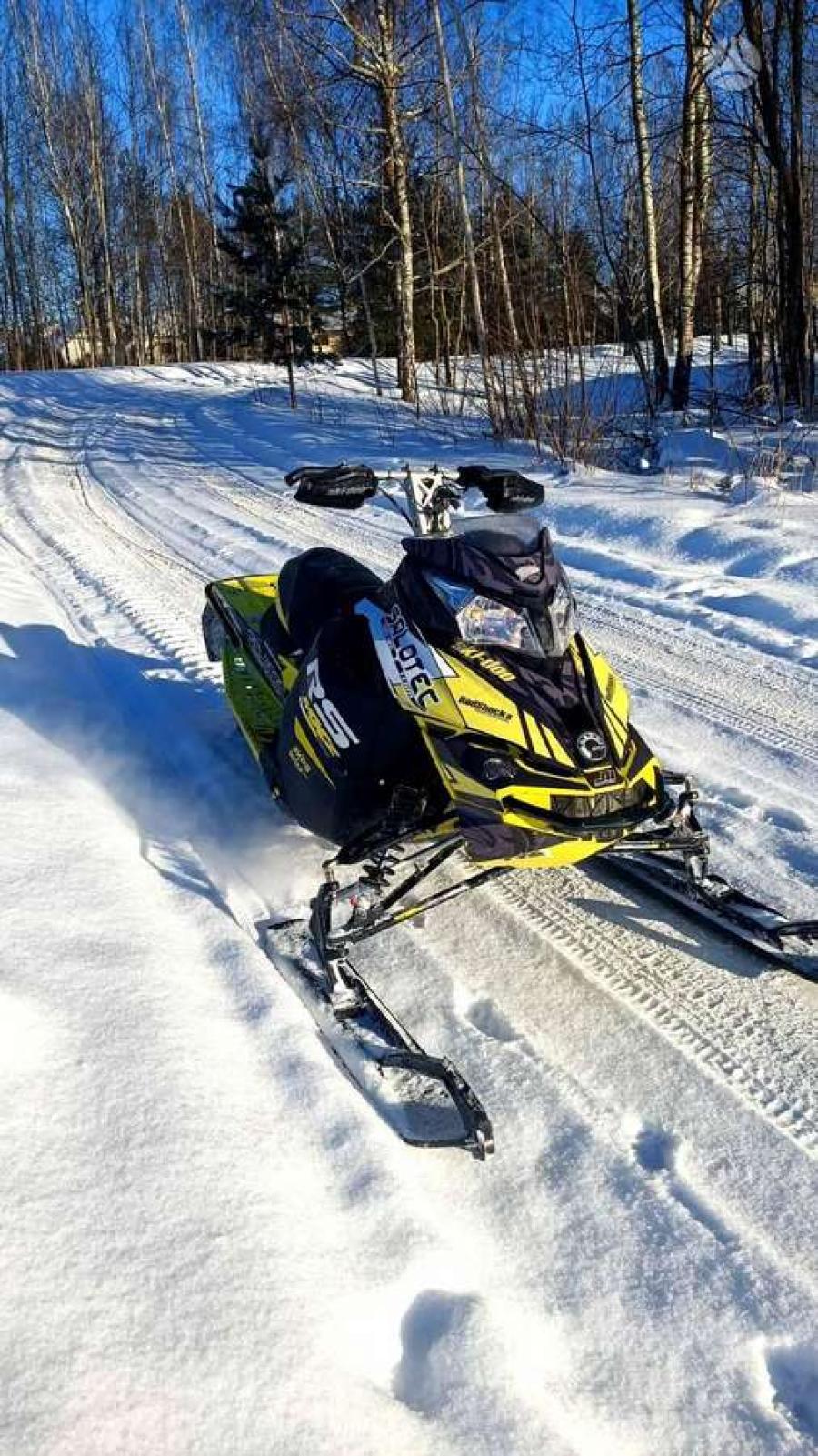 Zaļš Ski Doo MXZ 2015 Utena, ar dzinēja tilpumu 0.60 L un nobraukumu 3 tūkst. km par 4750 €, foto 14 vietnē AUTOMOTO.COM.LV