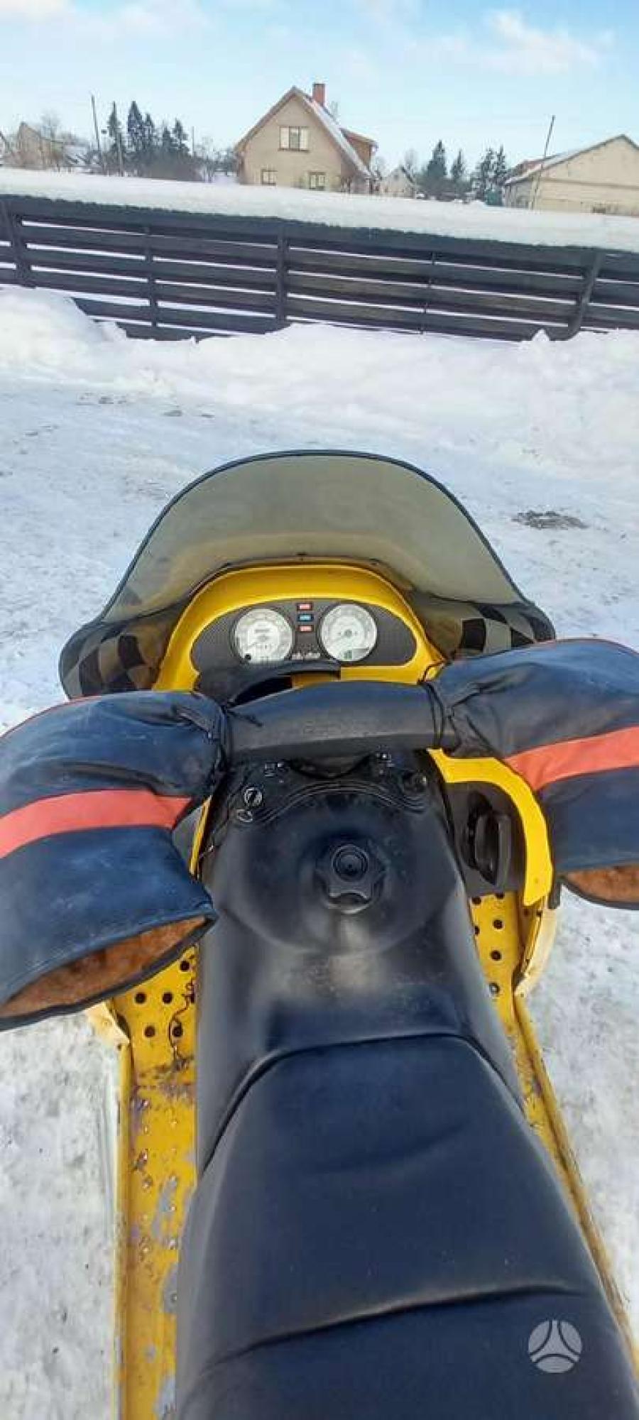 Ski Doo MXZ 1998 в Кретинга, объемом двигателя 0.00 л и пробегом 100 тыс. км за 1350 €, фото 4 на AUTOMOTO.COM.LV